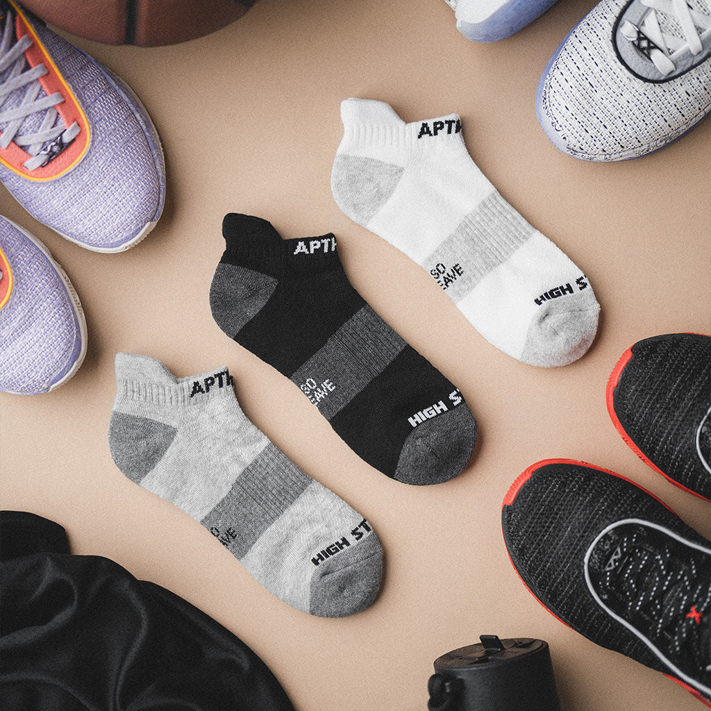 Low Cut Socks – APTHCRY