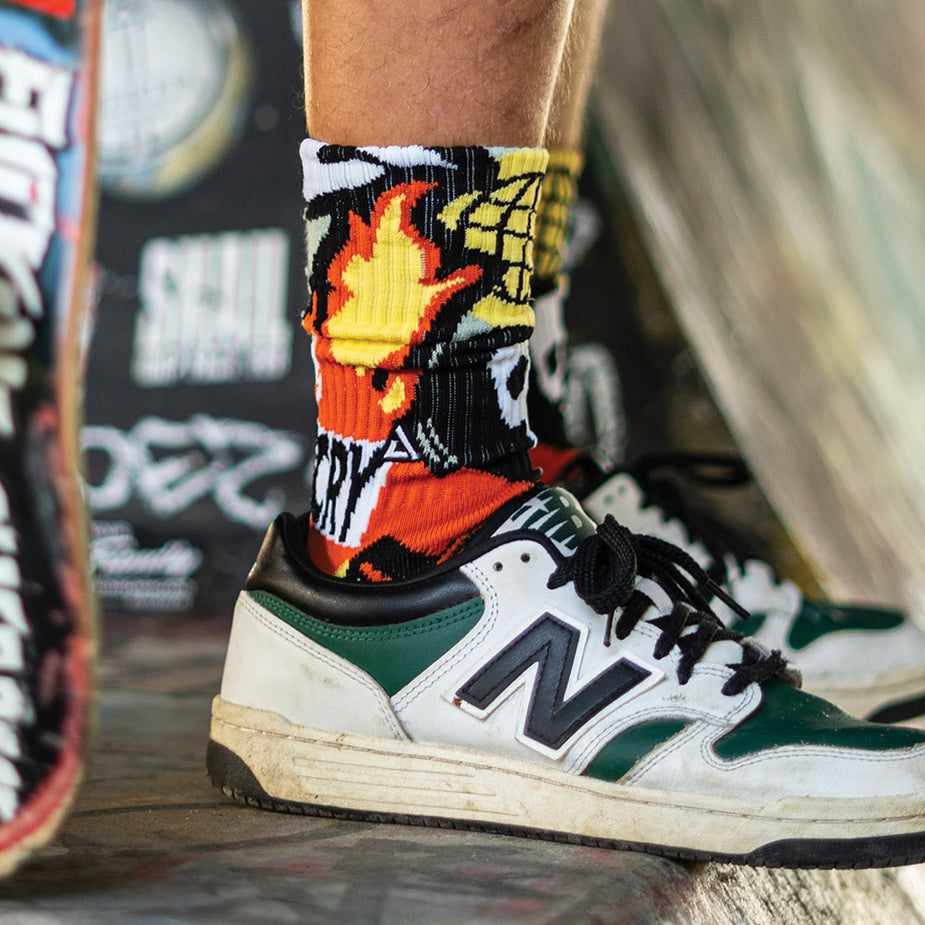 Skate – Sticker Bomb – APTHCRY